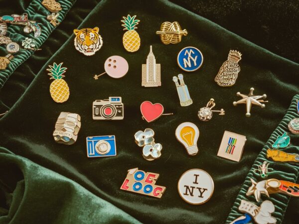 A Comprehensive Guide to Types of Lapel Pins and Their Uses | JS Pins